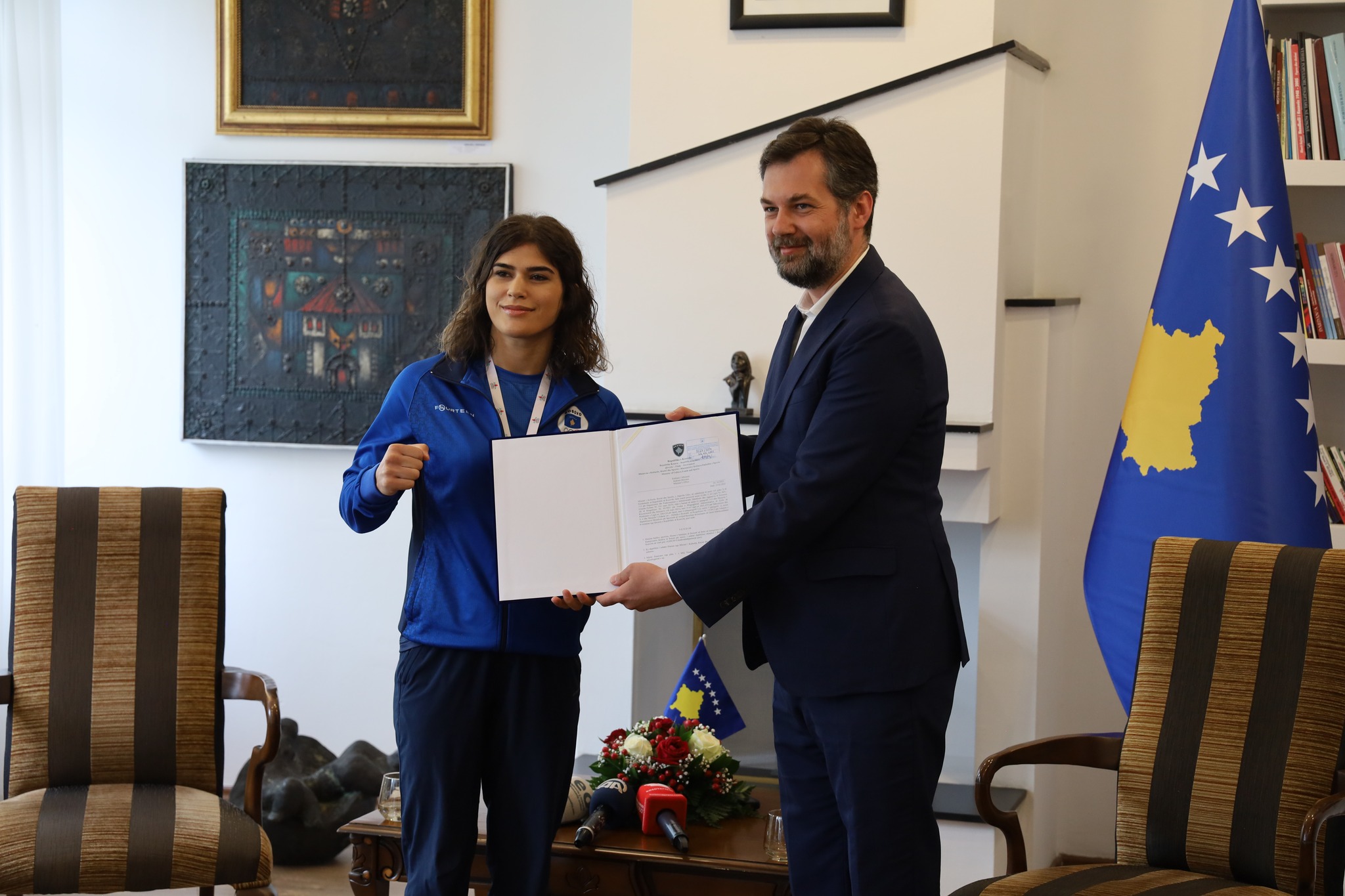 Fitoi medalje në kampionatin botëror, shpërblehet boksierja Donjeta Sadiku