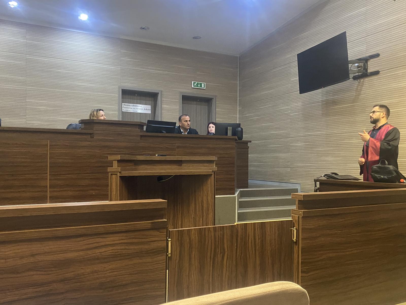 Mungojnë prokurori dhe të akuzuarit, dështon seanca ndaj Bedri dhe ...
